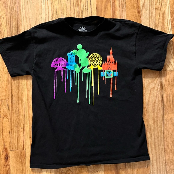Disney | Shirts & Tops | Disney Parks Walt Disney World Black Tshirt ...